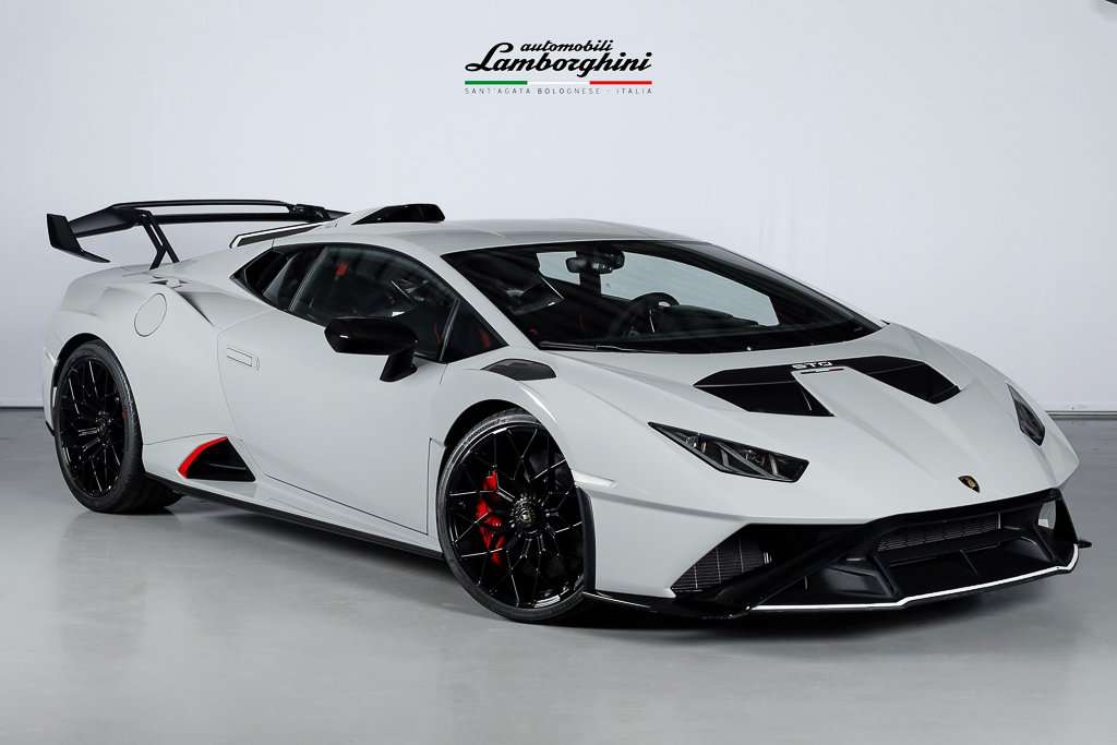 Lamborghini HuracanSTO MY22