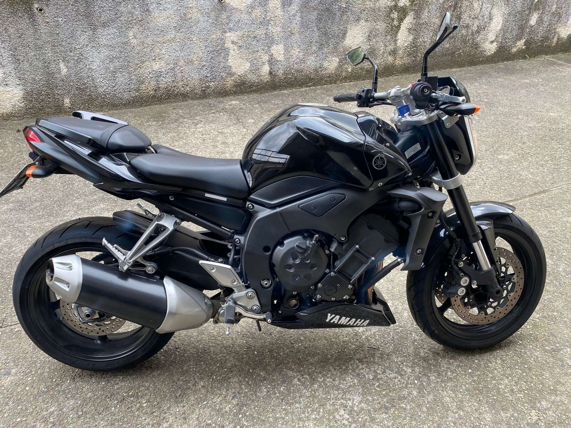 Yamaha FZ 1