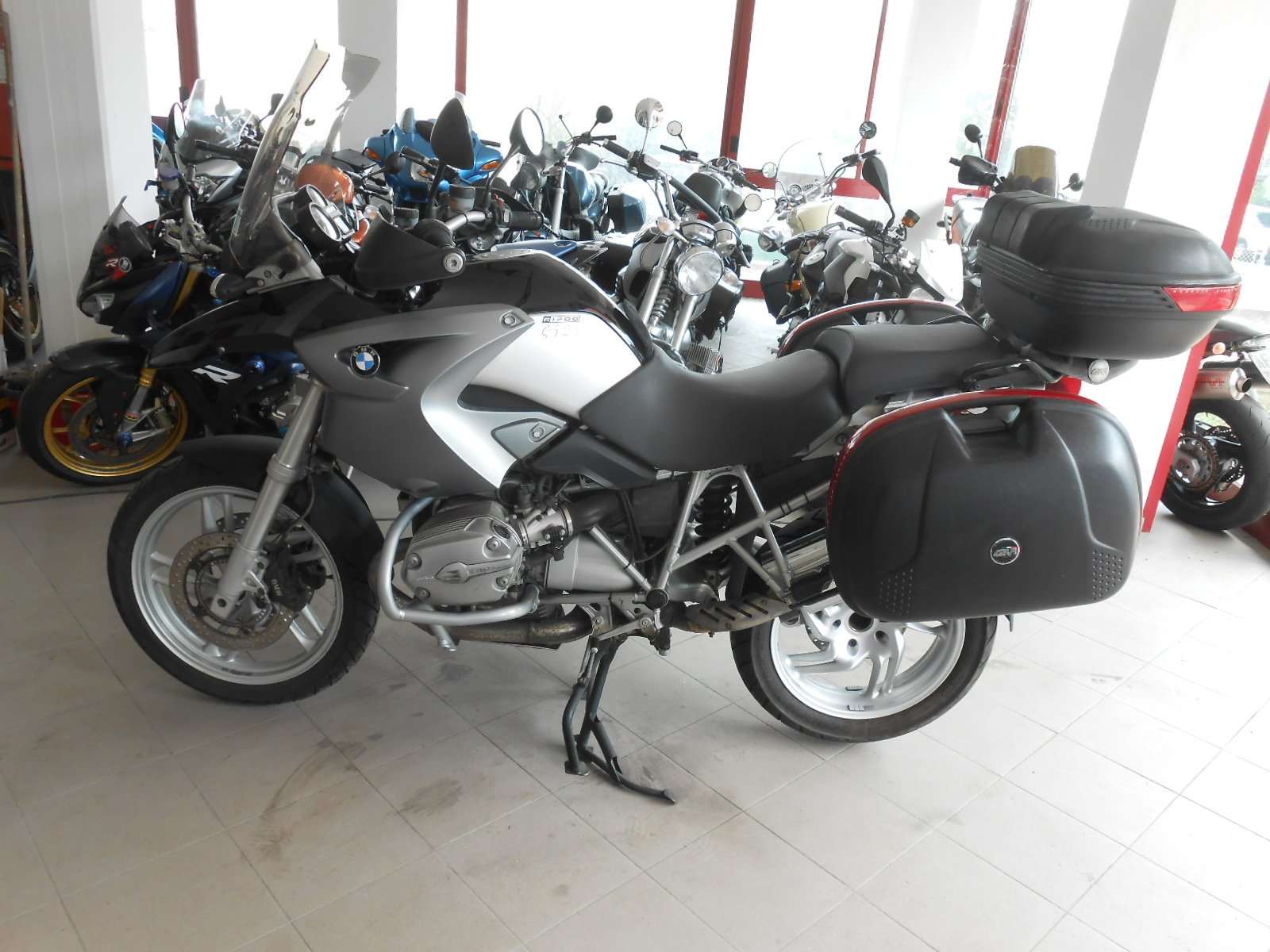 BMW R 1200 GSpermuta con furgone o auto