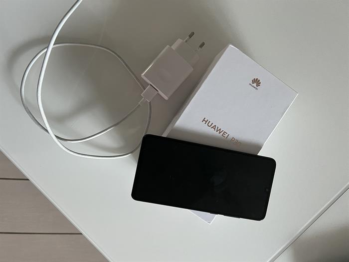 HUAWEI P30