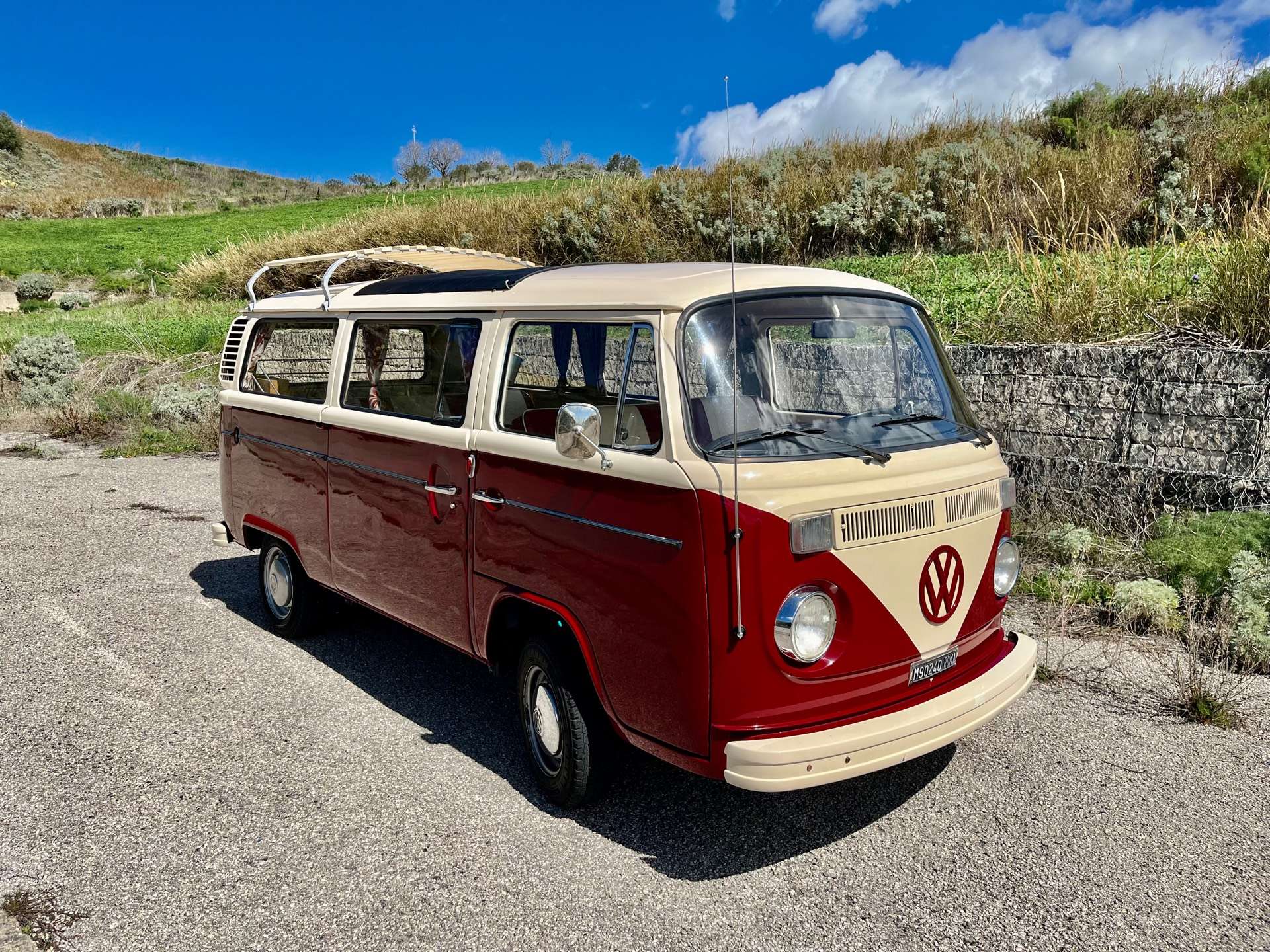 Volkswagen T2deluxe - 9 posti