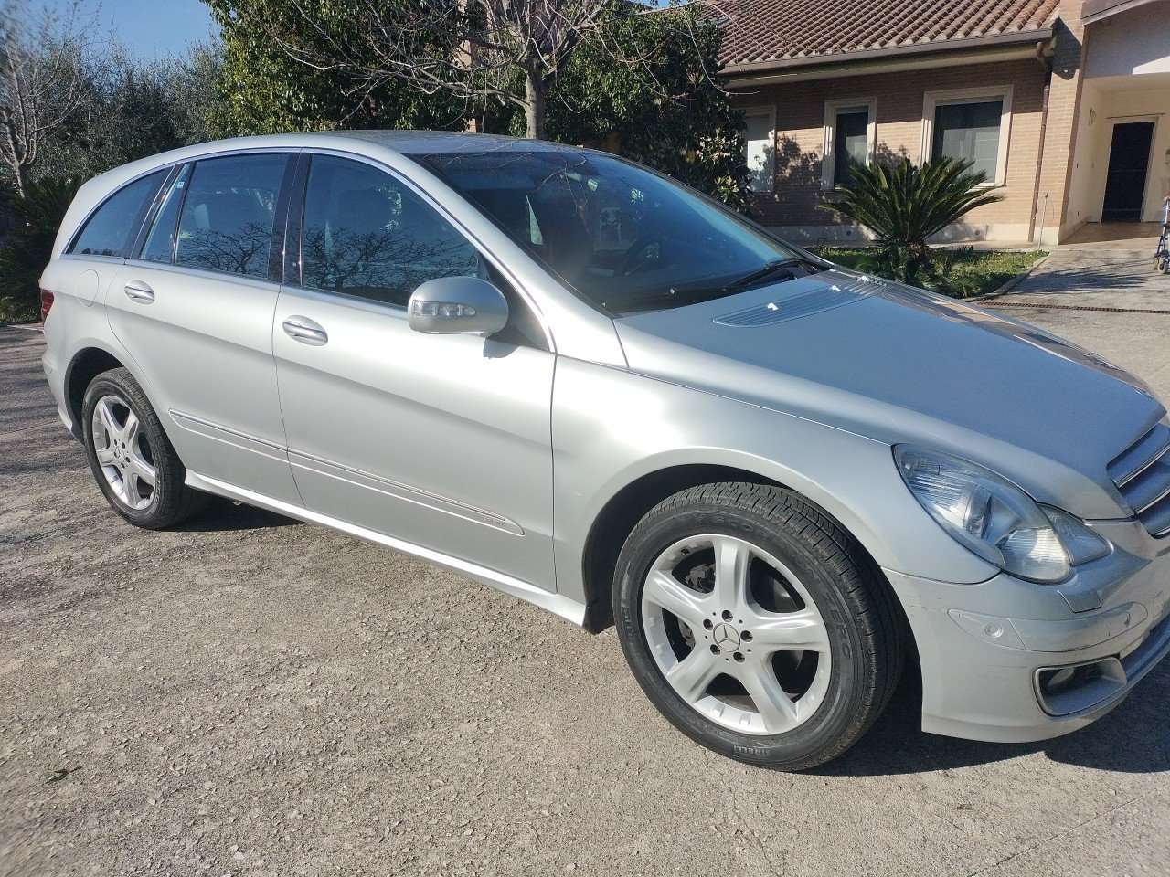 Mercedes-Benz R 320R 320 cdi V6 Sport