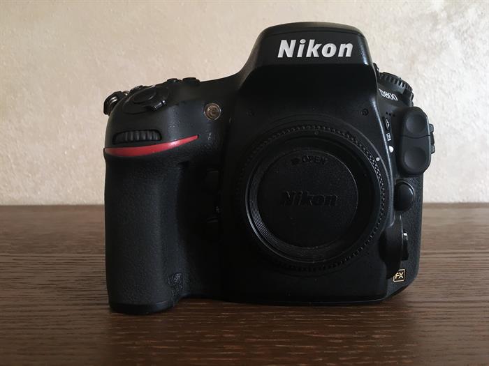 NIKON D800