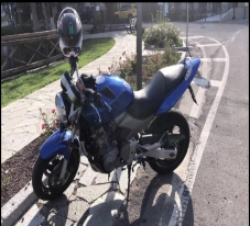 Bellissima Honda Hornet 600 colore blu