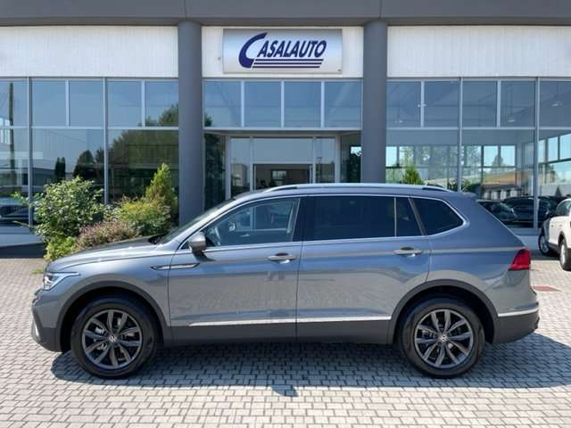 Volkswagen Tiguan Allspace2.0 TDI 150 CV SCR DSG Life 7 POSTI/AMBIENT PACK