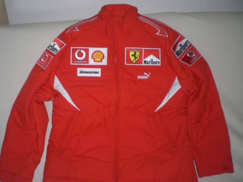 PIUMINO FERRARI MARLBORO