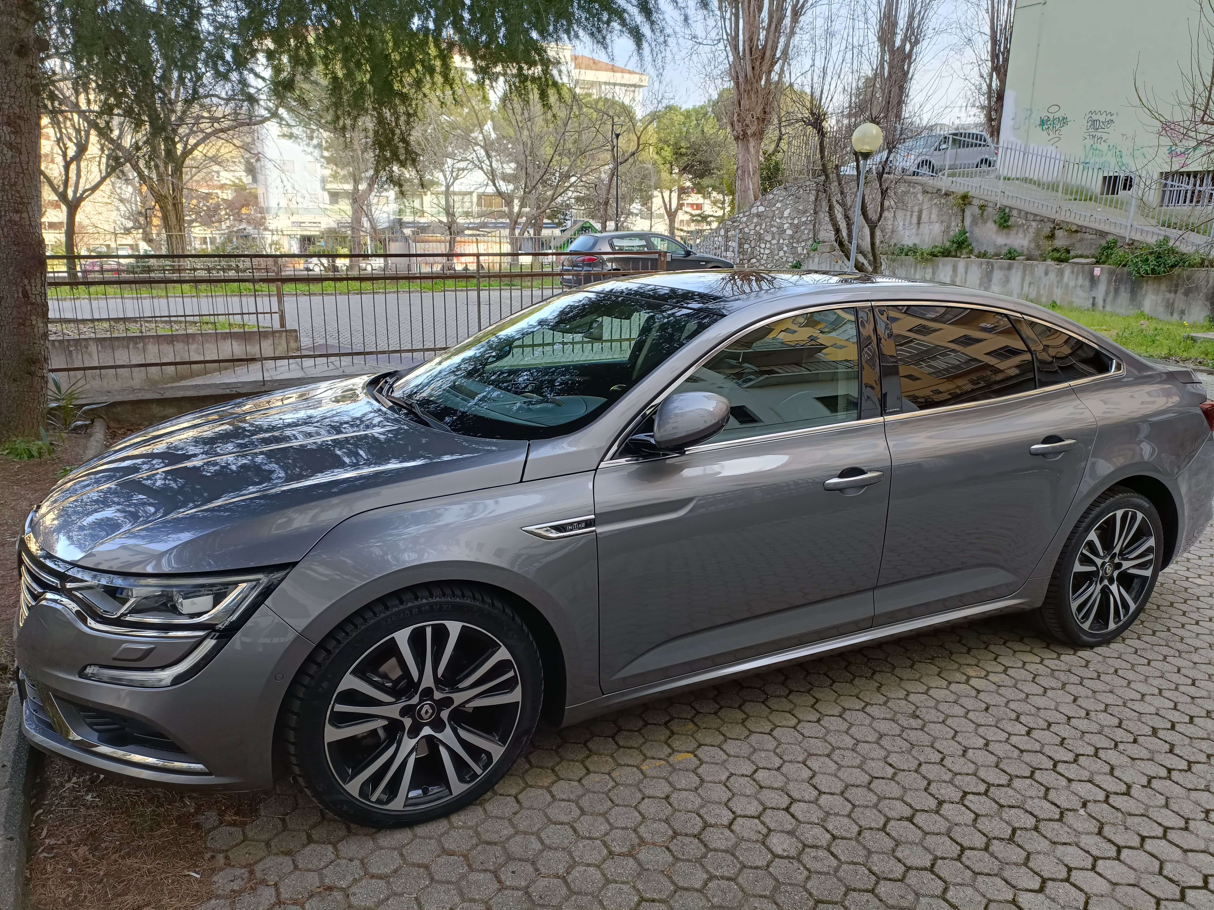 Renault TalismanTalisman 1.6 dci energy Initiale Paris 160cv edc