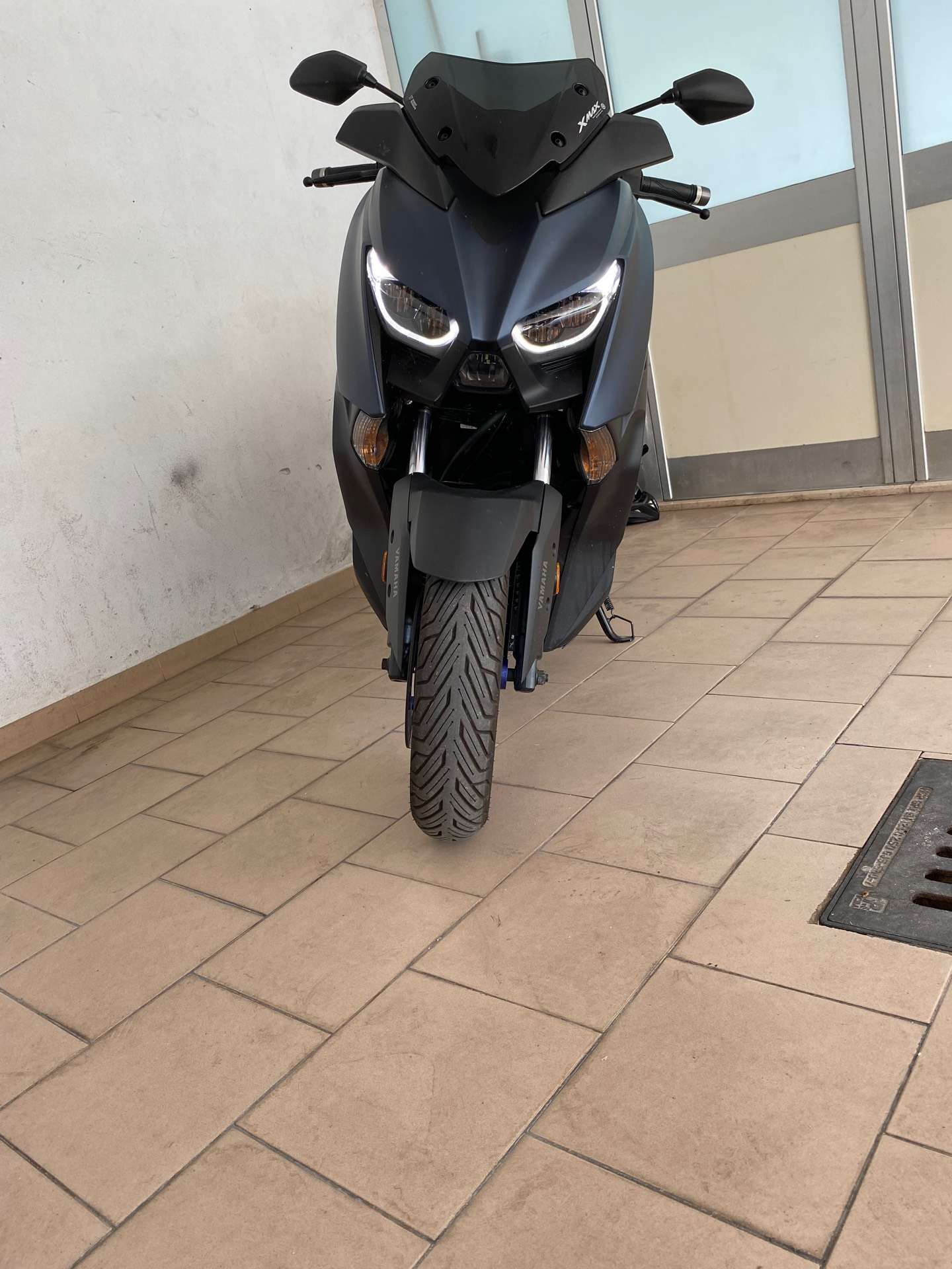 Yamaha X-Max 125