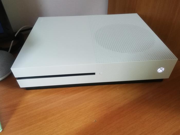 XBOX ONE S