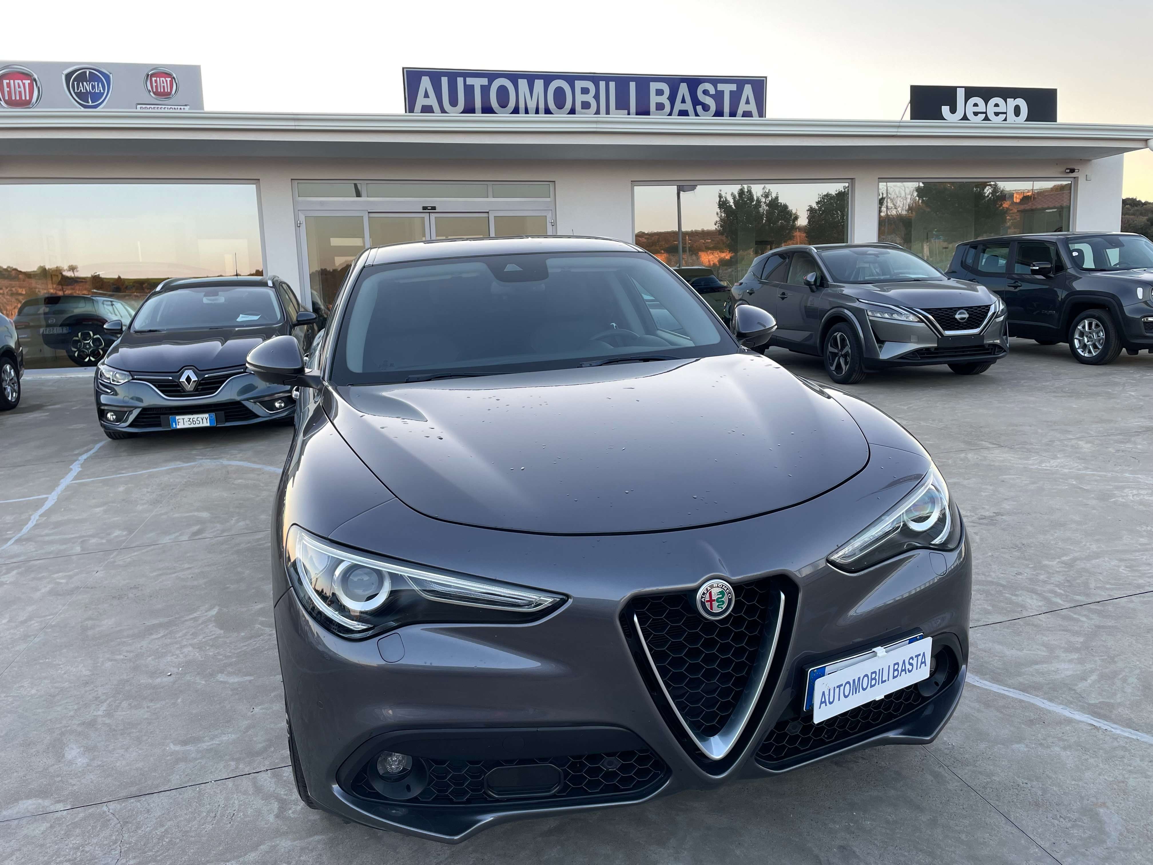 Alfa Romeo StelvioStelvio 2.2 t Super rwd 180cv auto "Km 72000"