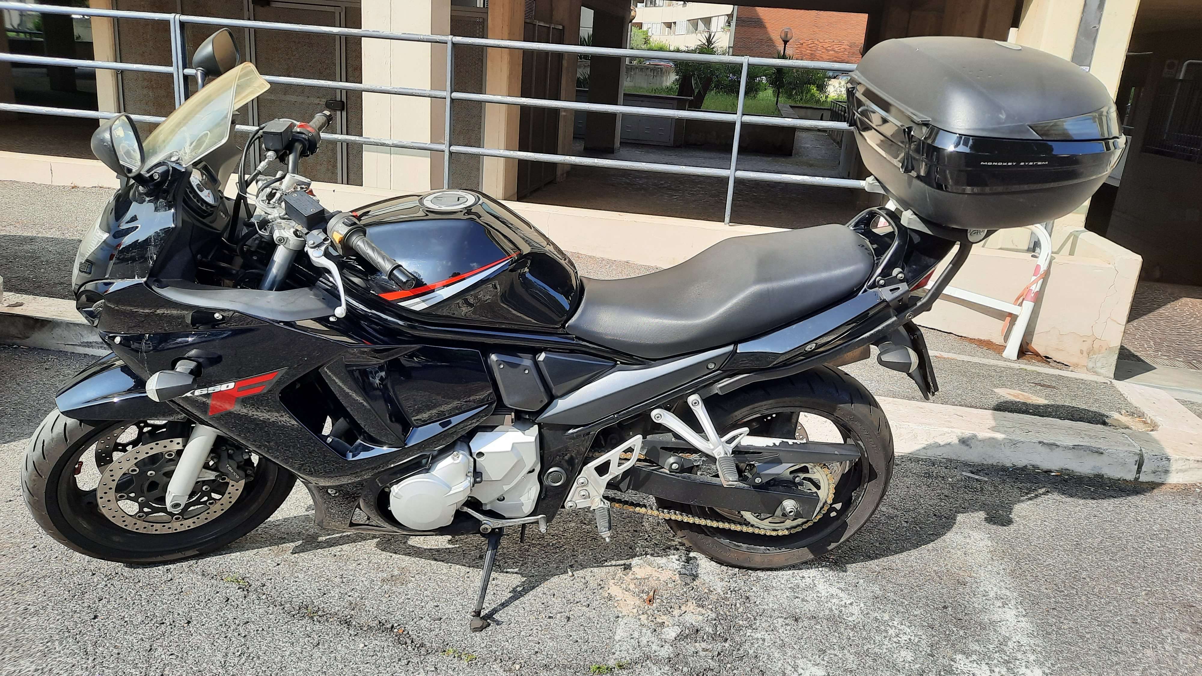 Suzuki GSX 650GSX650F