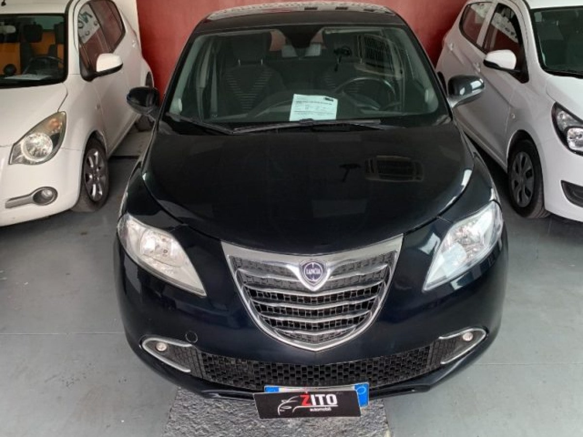 LANCIA Ypsilon 3ª serie Ypsilon 1.3 MJT 16V 95 CV 5 porte S&S Platinum