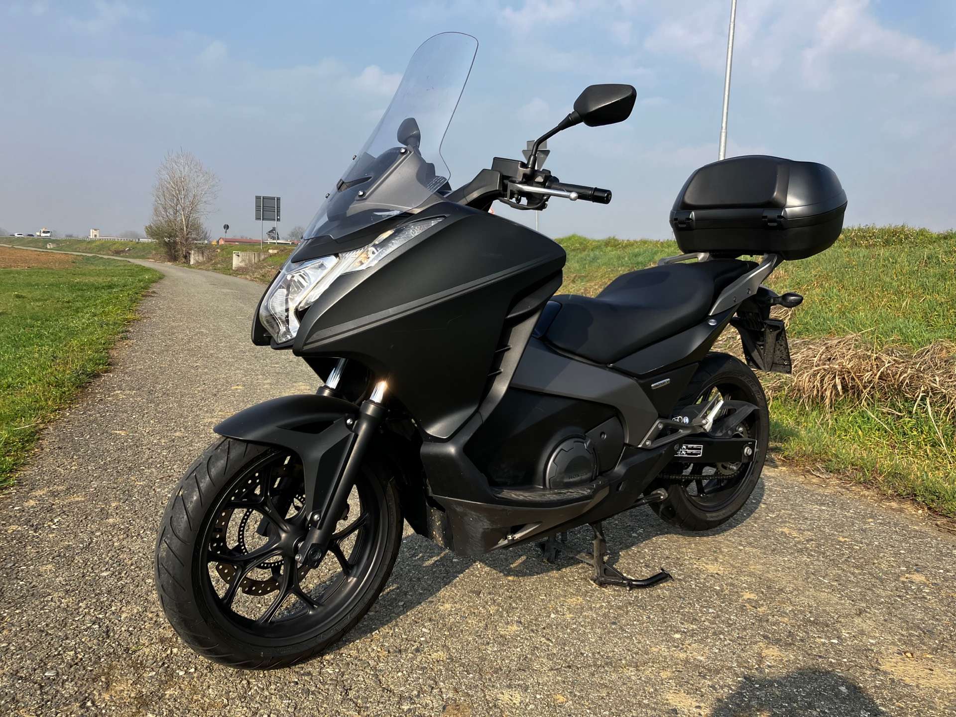 Honda Integra700 2013 MATT BLACK