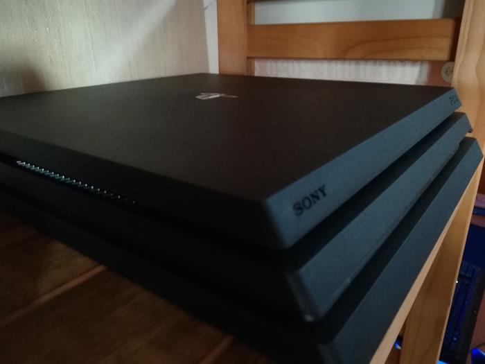 PS4 PRO 1TB PERFETTA