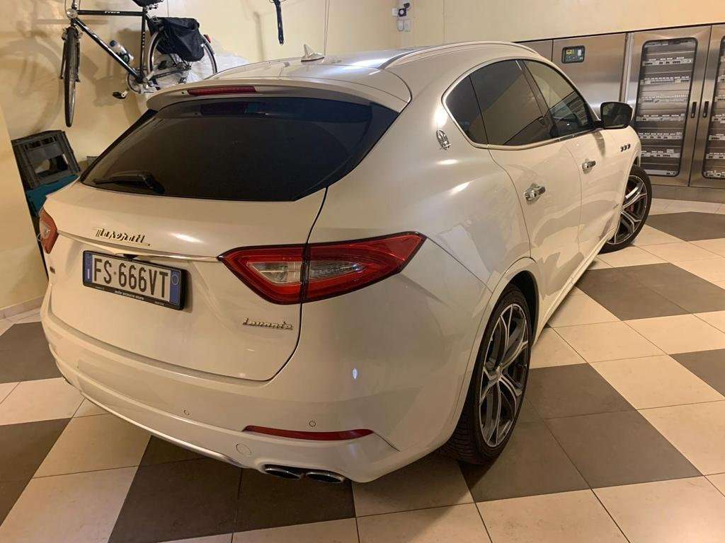 Maserati LevanteLevante 3.0 V6 Granlusso 350cv auto my19