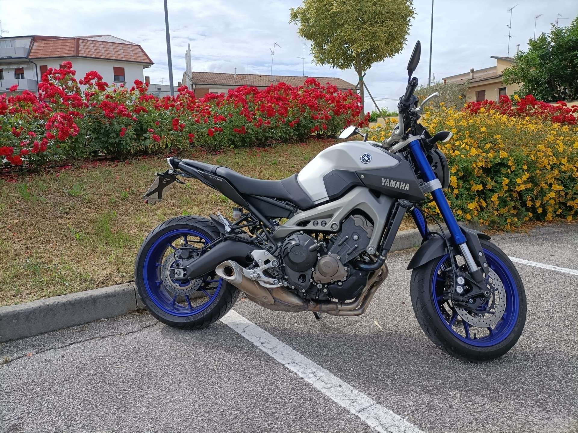 Yamaha MT-09abs