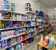 Vendesi Attività Commerciale Bazar - Tutto per la casa - Marina di Massa