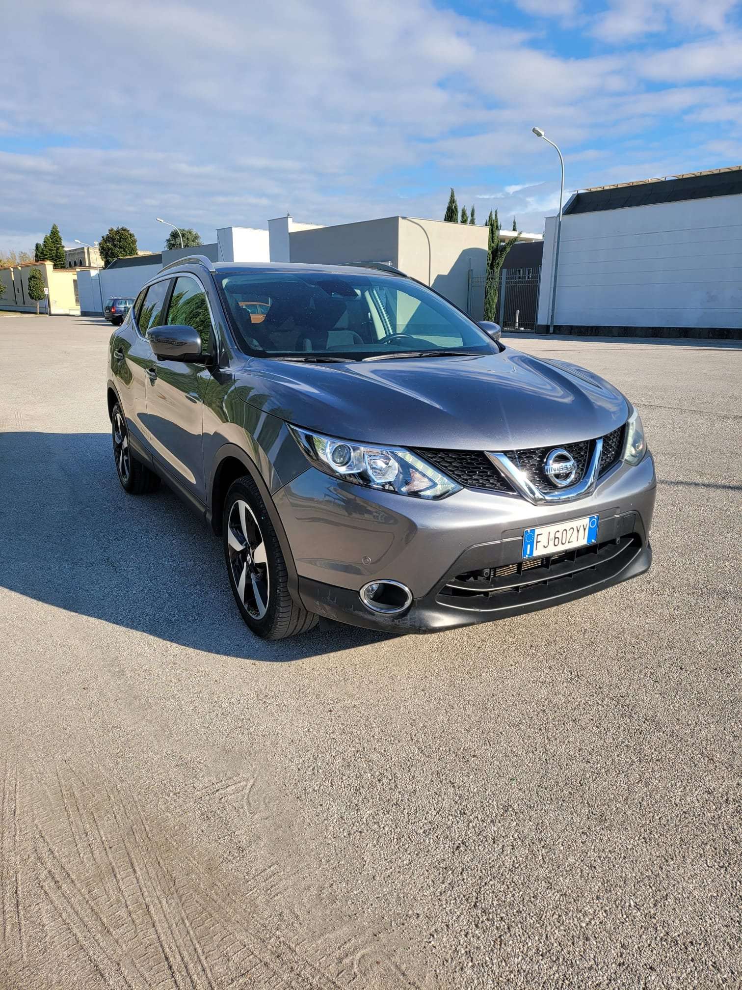 Nissan QashqaiQashqai 1.2 dig-t N-Vision 115cv