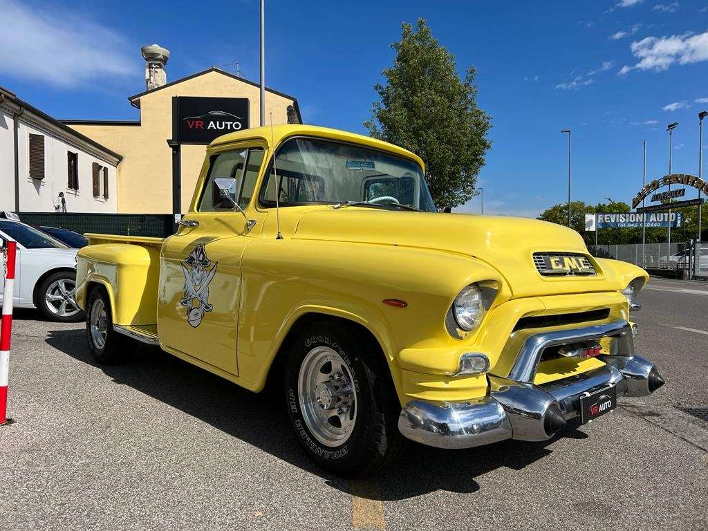 Chevrolet 1955 v8 Task Force Step Side Pick up RESTAURATO