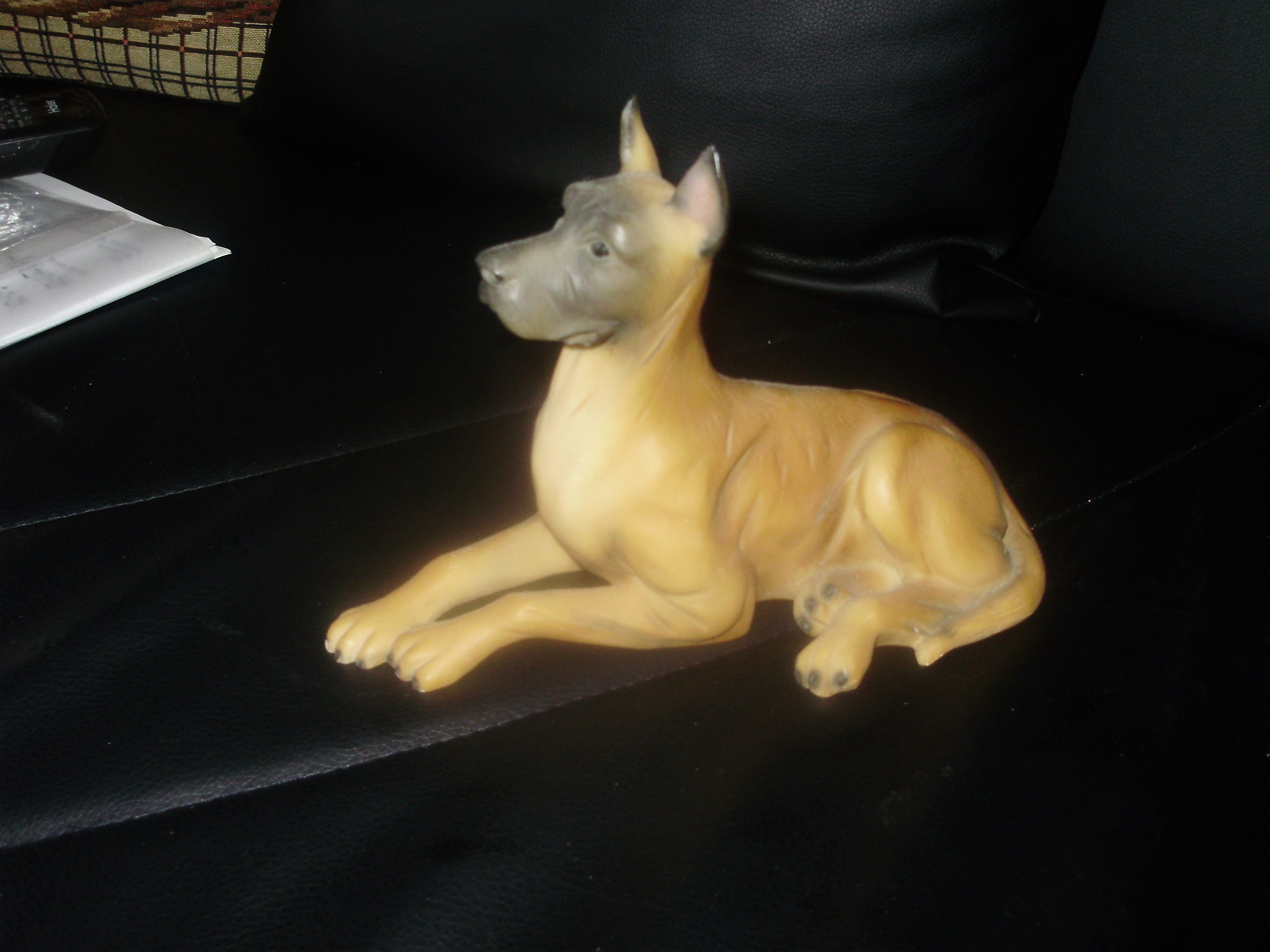 2 BELLISSIME E REALISTICHE STATUETTE CANI VINTAGE