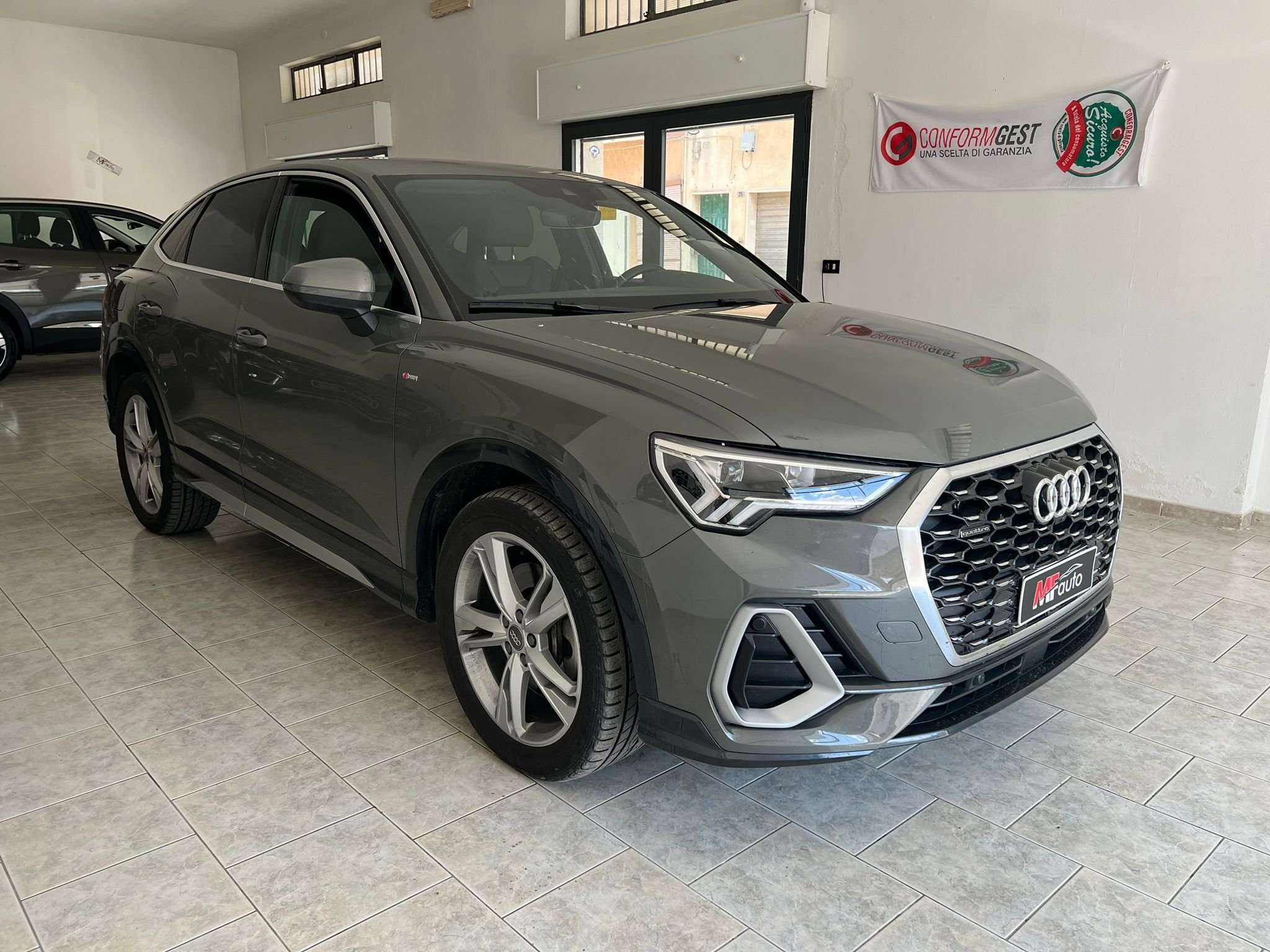 Audi Q32.0 tdi 190 cv quattro sline